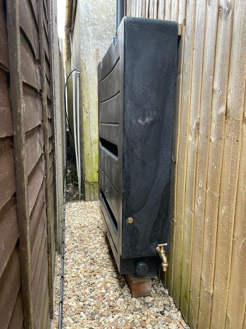 250 litre Classic Slim Wall Water butt – Freeflush Water Management Ltd.